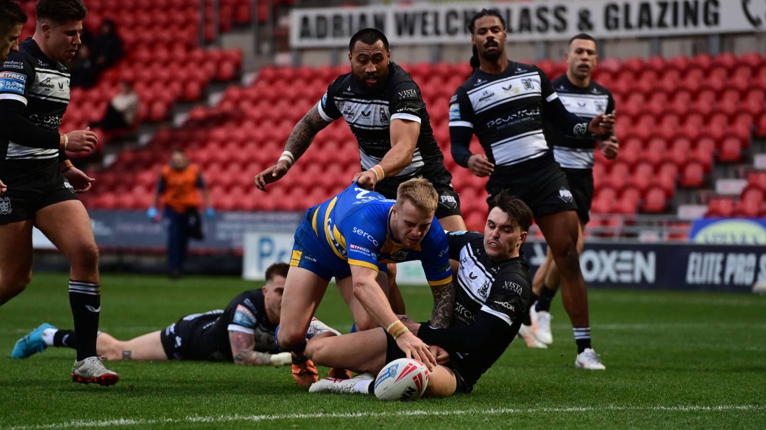 INTERVIEW | Dons new boy Alex Sutcliffe on first run out